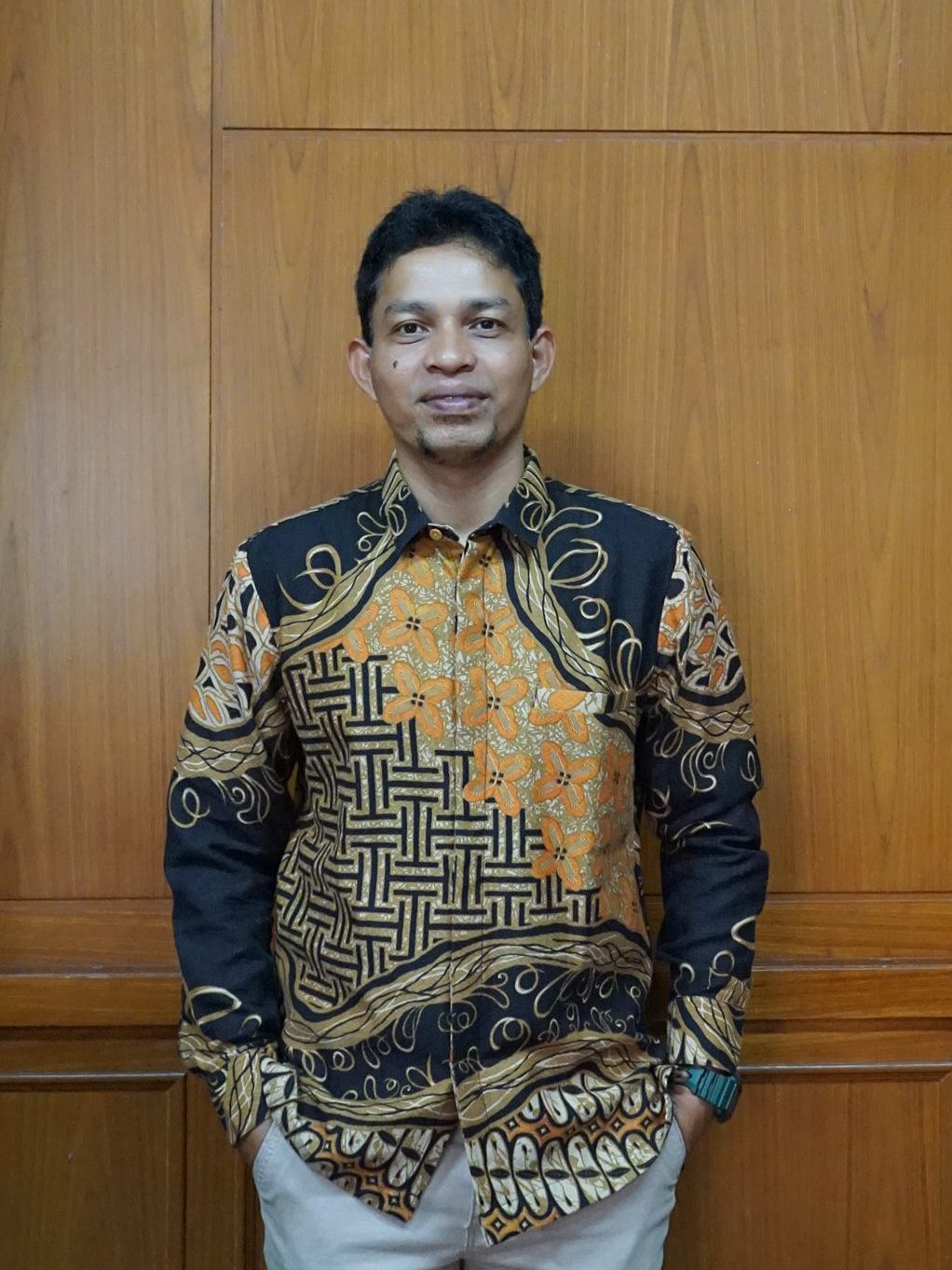 DOSEN & STAFF – DEPARTEMEN ADMINISTRASI PUBLIK