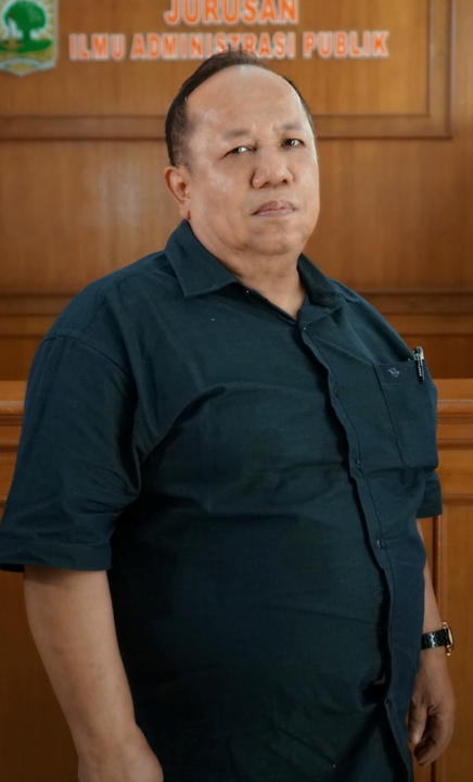 DOSEN & STAFF – DEPARTEMEN ADMINISTRASI PUBLIK