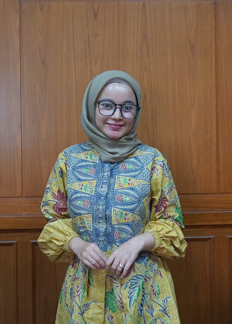 DOSEN & STAFF – DEPARTEMEN ADMINISTRASI PUBLIK